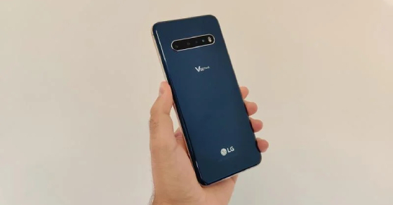 Những nhận định đầu tiên về chiếc LG V70